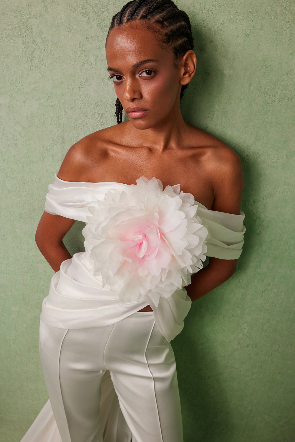 FREE WORLDWIDE SHIPPING – Sara Mrad